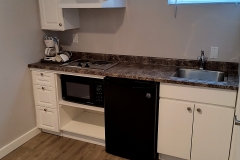 Rooms & Suites - FIREWEED MOTEL